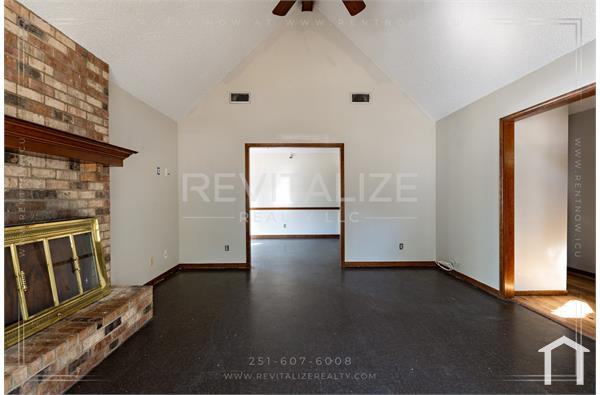 3 Bedroom Single Family House 1801 Princeton Woods Dr W in Mobile, AL ...