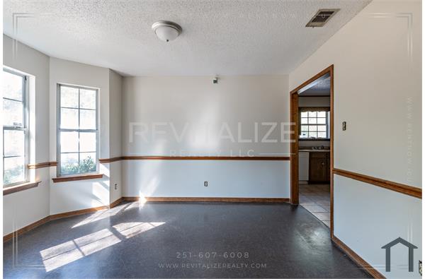 3 Bedroom Single Family House 1801 Princeton Woods Dr W in Mobile, AL ...