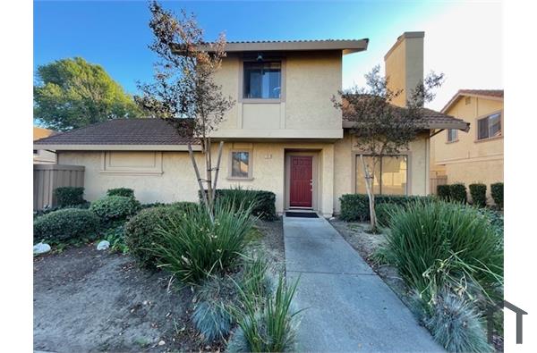 3 Bedroom Townhouse (Condo) 5 Del Prado Cir in Fairfield, CA 94533 ...