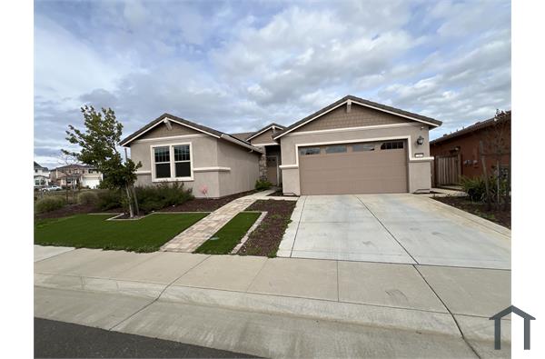 4 Bedroom Single Family House 12849 Knightsbrook Ave in Rancho Cordova ...