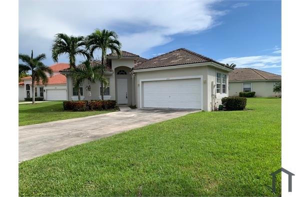 3 Bedroom Single Family House 2713 Augusta Dr in Homestead, FL 33035 ...