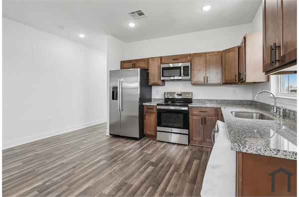 5 Bedroom Apartment 2136 Feliciana St in New Orleans, LA 70117 ...