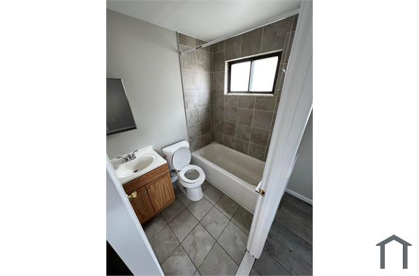 6311-6353 Middlebelt Rd. 6353 Middlebelt Rd in Romulus, MI ...