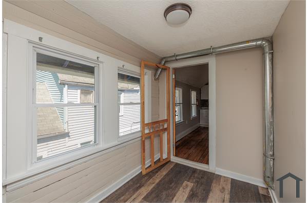 3 Bedroom Townhouse 8104 Simon Ave in Cleveland, OH 44103 ...