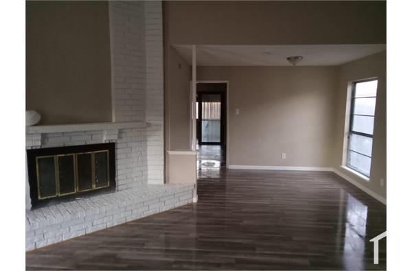 3 Bedroom Single Family House 7105 Emory Oak Ln in Dallas, TX 75249 ...