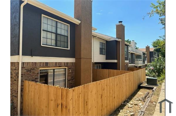 Ridgmar Townhomes 2109 Remington St in Fort Worth, TX 76116 ...