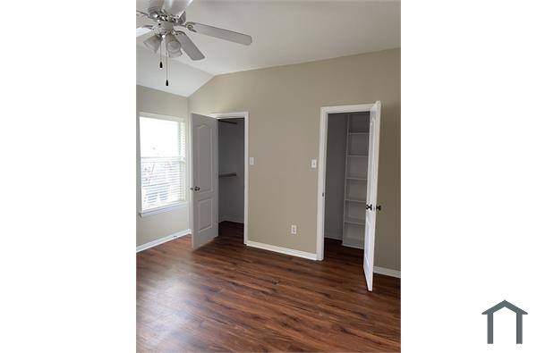3 Bedroom Townhouse 5825 Swords Dr in Fort Worth, TX ...