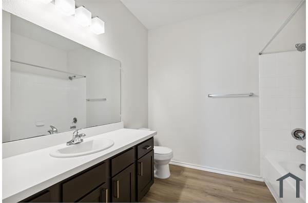 Bonito Parque Apartments 535 S Acme Rd in San Antonio, TX 78237 ...