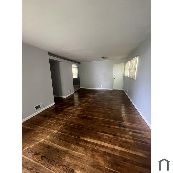 3 Bedroom Single Family House 127 Roderick Dr in Saint Louis, MO 63137 ...